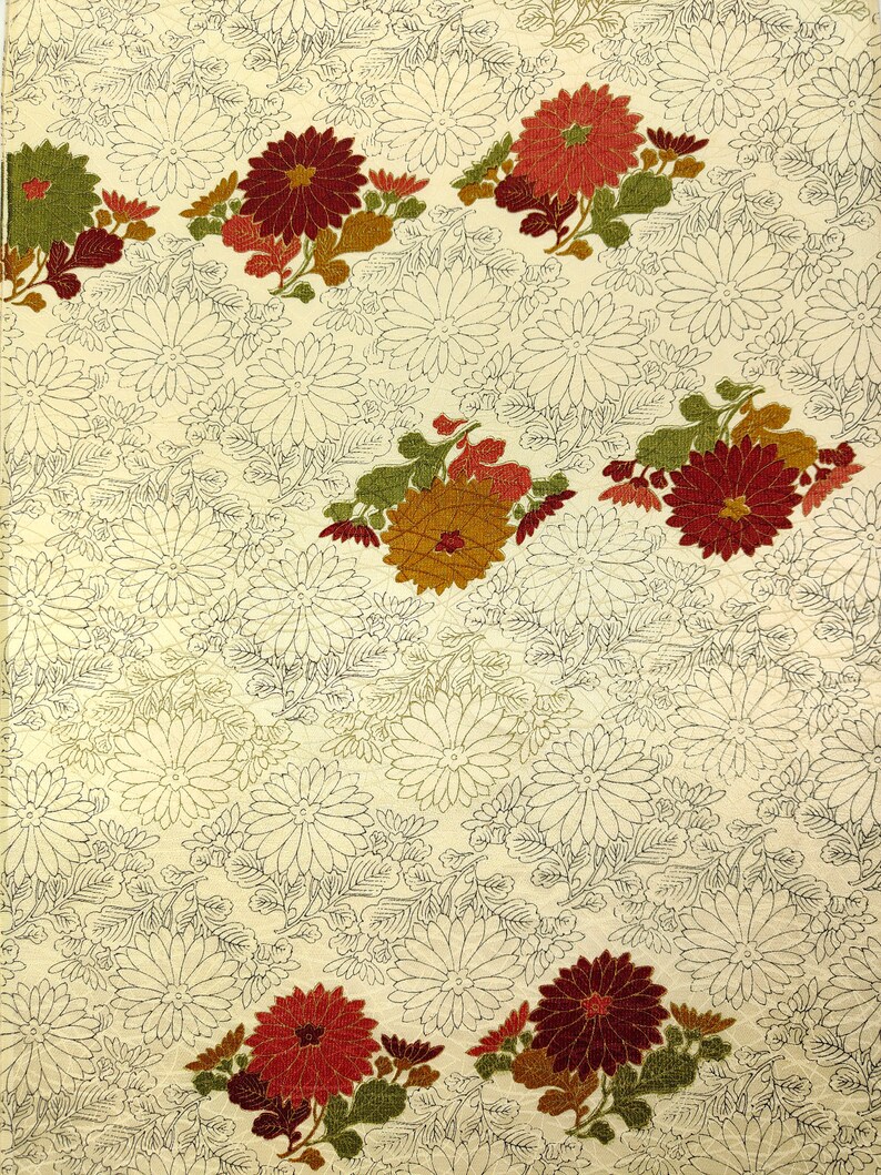 Vintage Japanese Kimono Fabricused Silk Flower Pattern the Ground ...