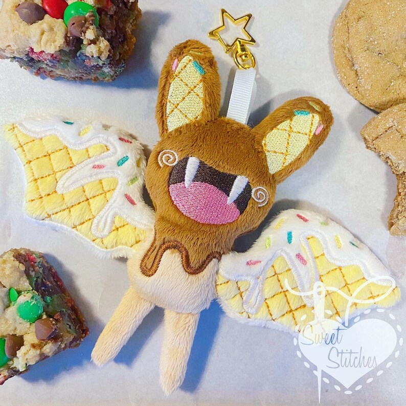 Bon-bon Bats ITH Plush Embroidery Pattern - Etsy