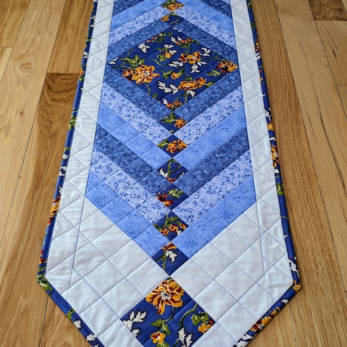 Francis Table Runner PDF PATTERN upgrade to Video Tutorial - Etsy