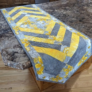 PDF Pattern for Braided Strips Table Runner - Etsy