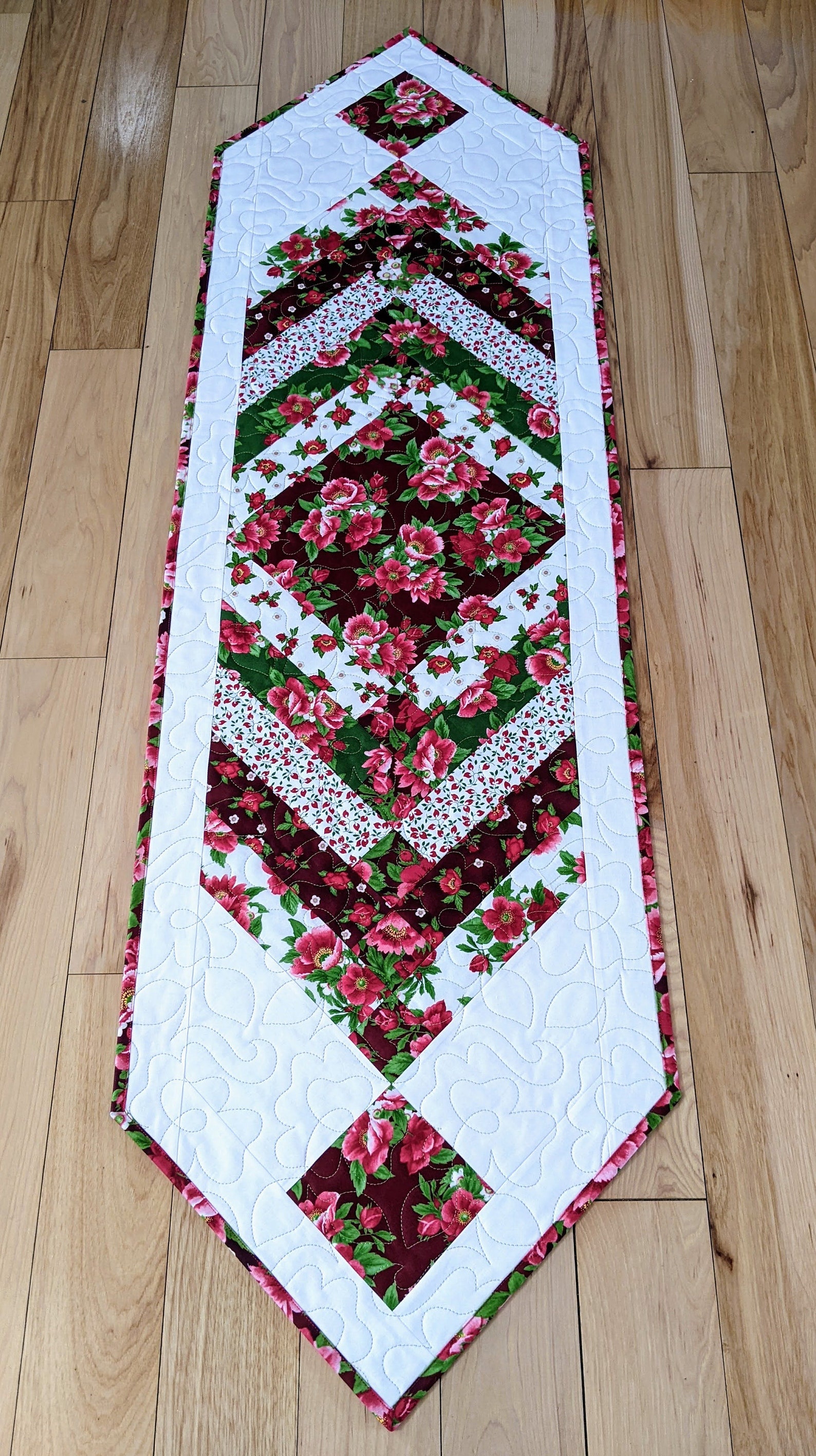 Quilted Table Runner Spring Flowers - Etsy