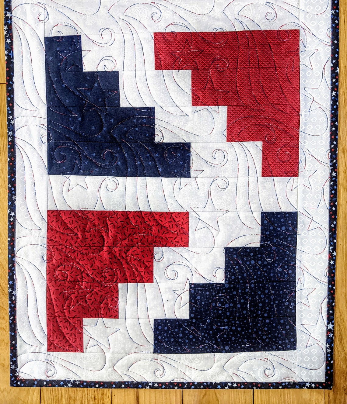 Quilted Table Runner Red White and Blue - Etsy