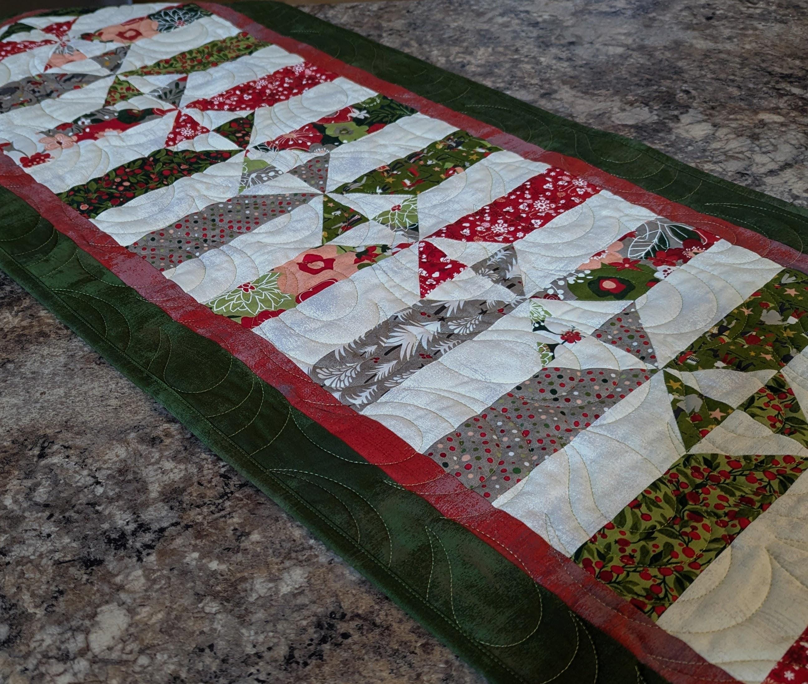 Quilted Christmas Table Runner: Red, Green, and Grey Pinwheel Design - Etsy
