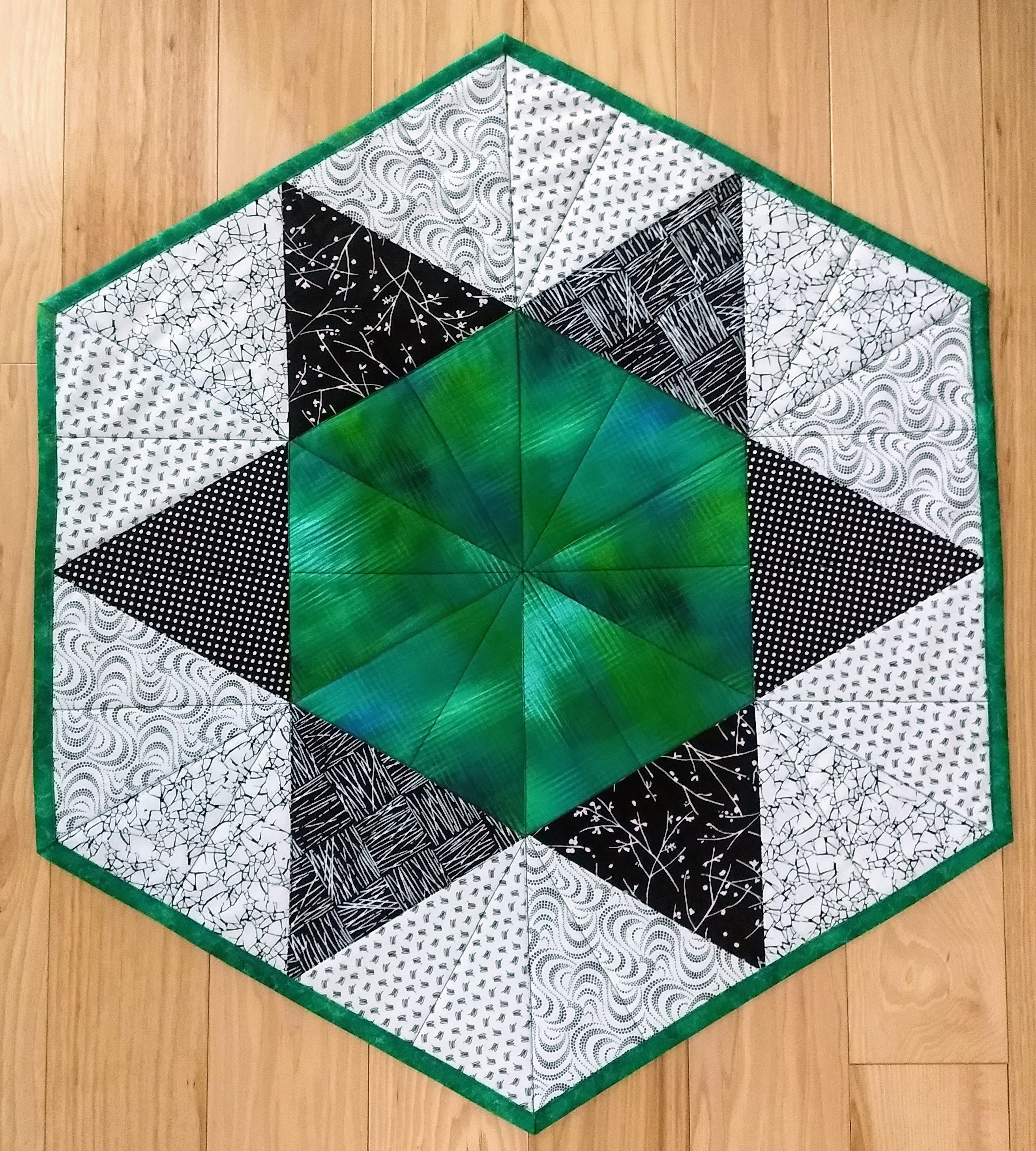 PDF Pattern for Hexagon Table Topper - Etsy UK