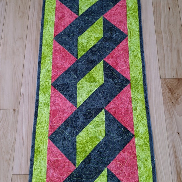 Twisted Pole Quilt Pattern - Etsy