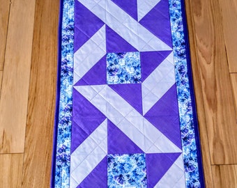 PDF Pattern for Friendship Star Table Runner - Etsy