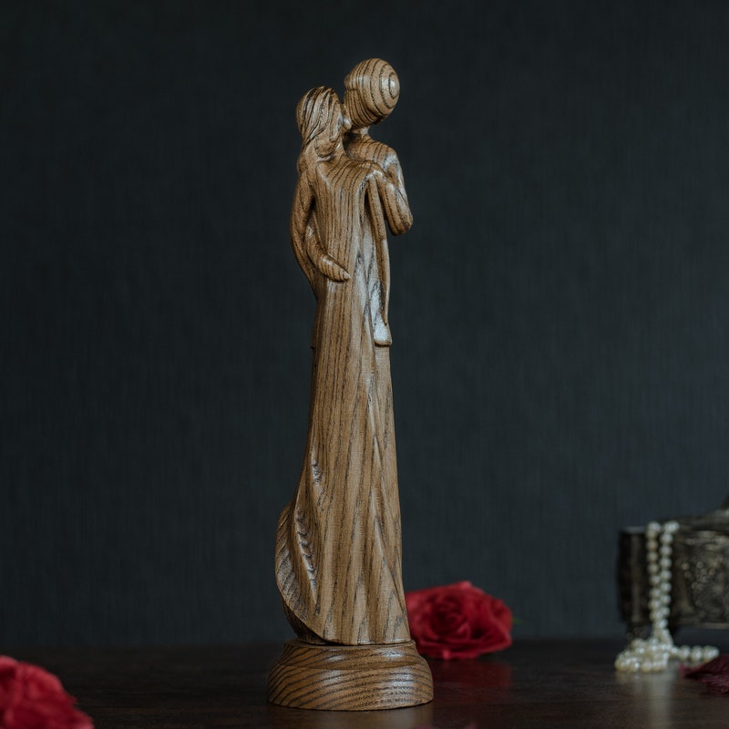 Romantic Couple Sculpture - Etsy