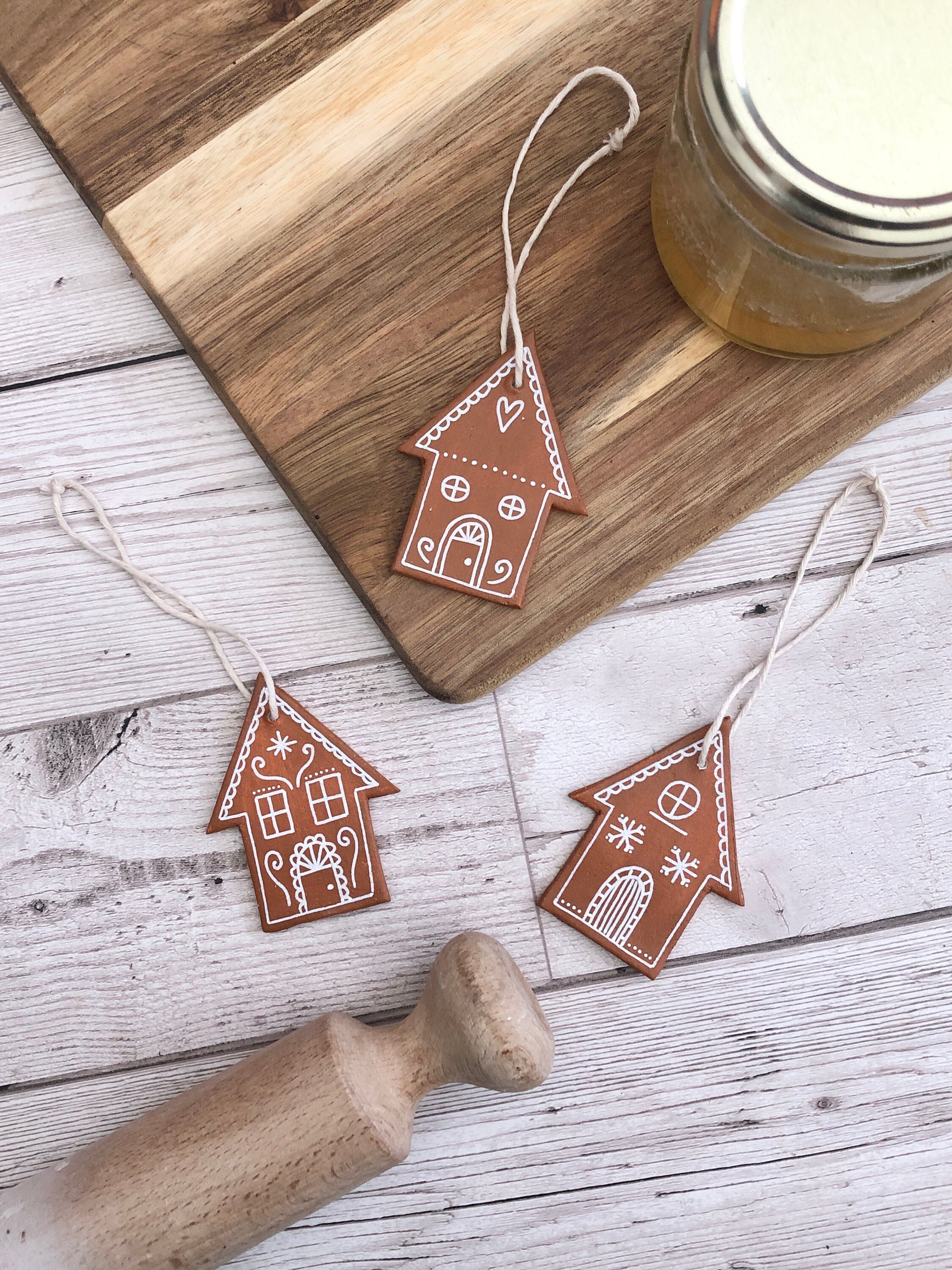 Gingerbread House Christmas Decoration. Gingerbread Cookie Tree ...