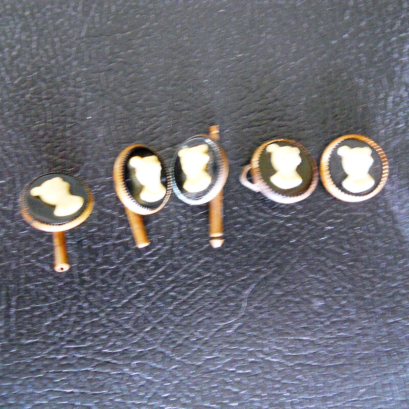 Cameo Buttons - Etsy