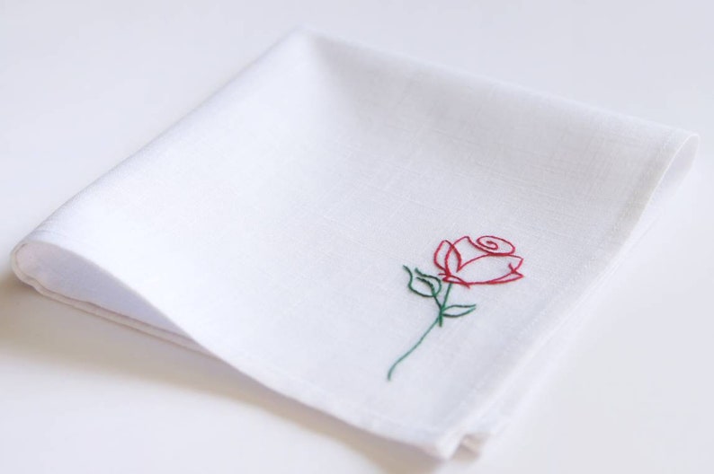 Rose rouge, mouchoir brodé floral, mouchoir personnalisé, mouchoir ...