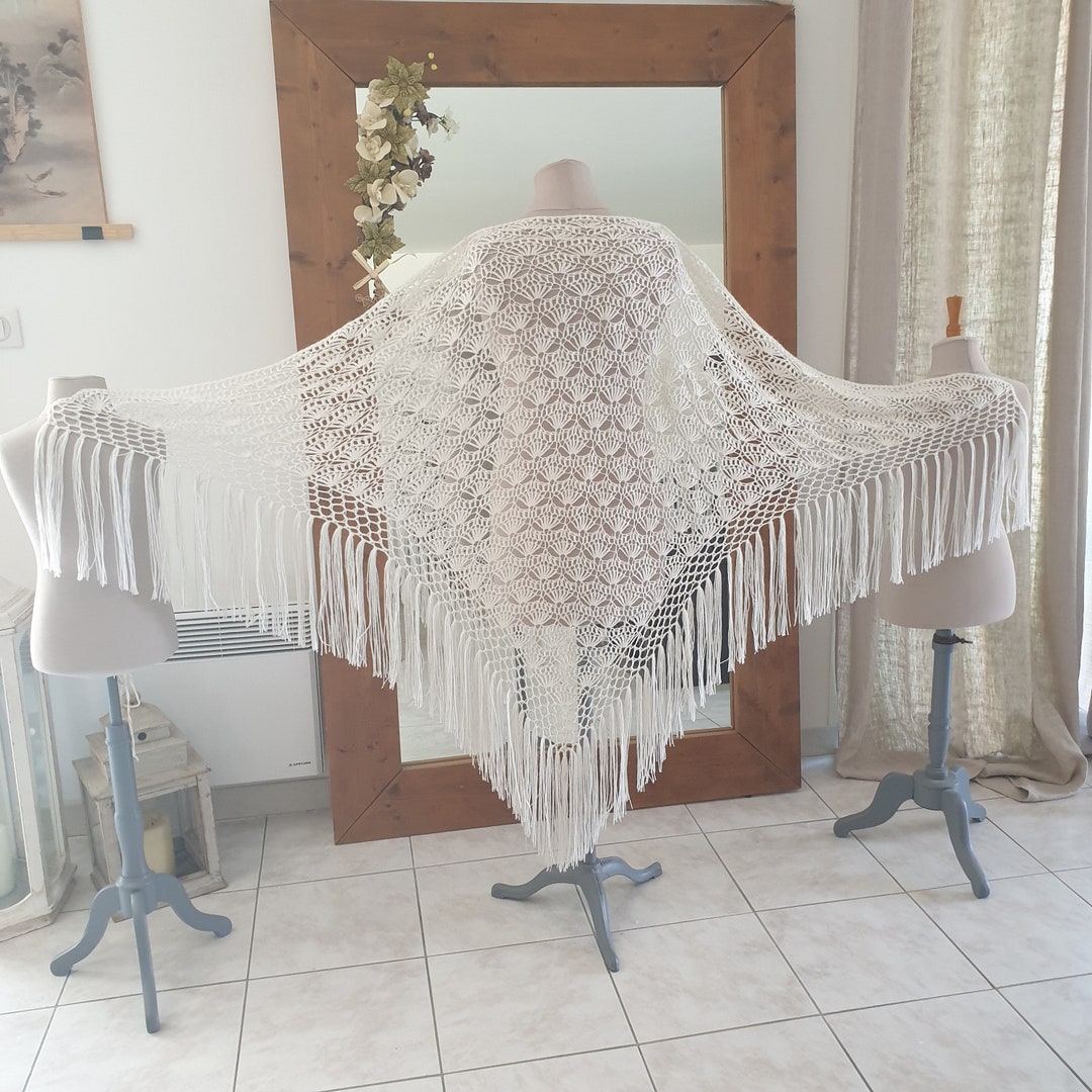 Large Vintage Wool Bridal Shawl, Hand Knitted Crochet Mohair Off-white ...