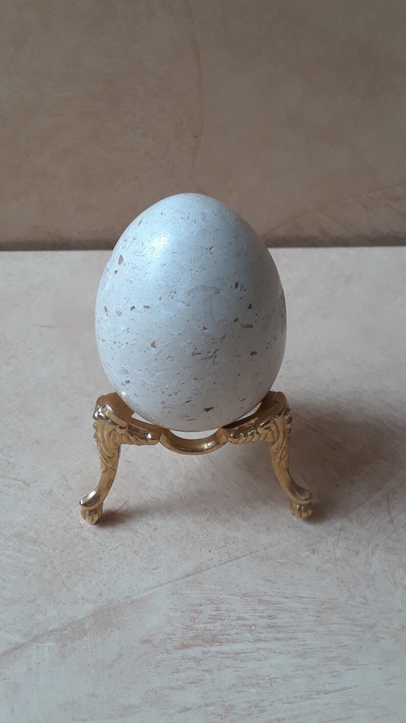 Off White Polished Stone Egg, Natural Stone Egg Paperweight, Decorative ...