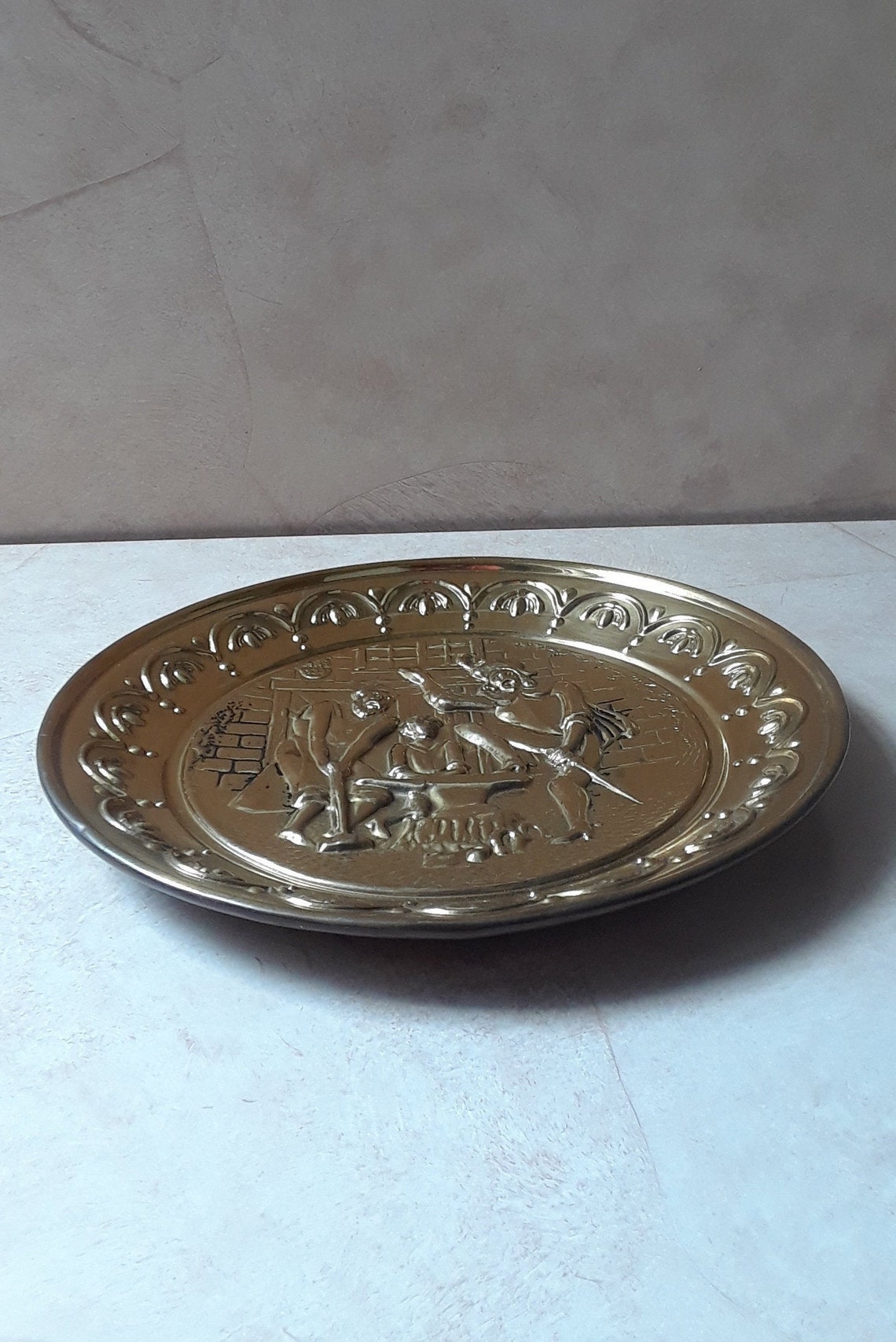 Vintage Brass Wall Plaque Made in England, Stamped Brass English Wall ...