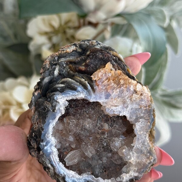 Chalcedony Geode - Etsy