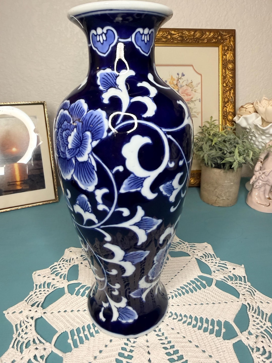 Vintage Blue and White Chinese Porcelain Vase 10 Inch Floral ...