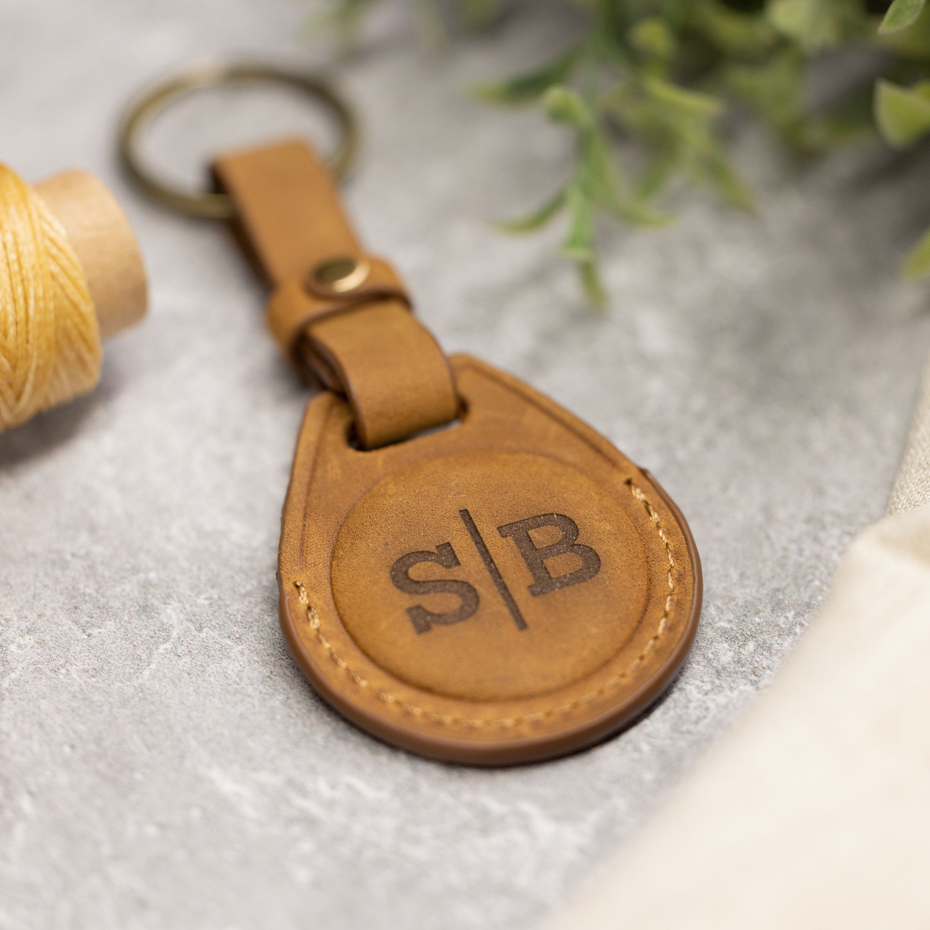 Personalized Air Tag Holder Airtag Case Leather Christmas | Etsy