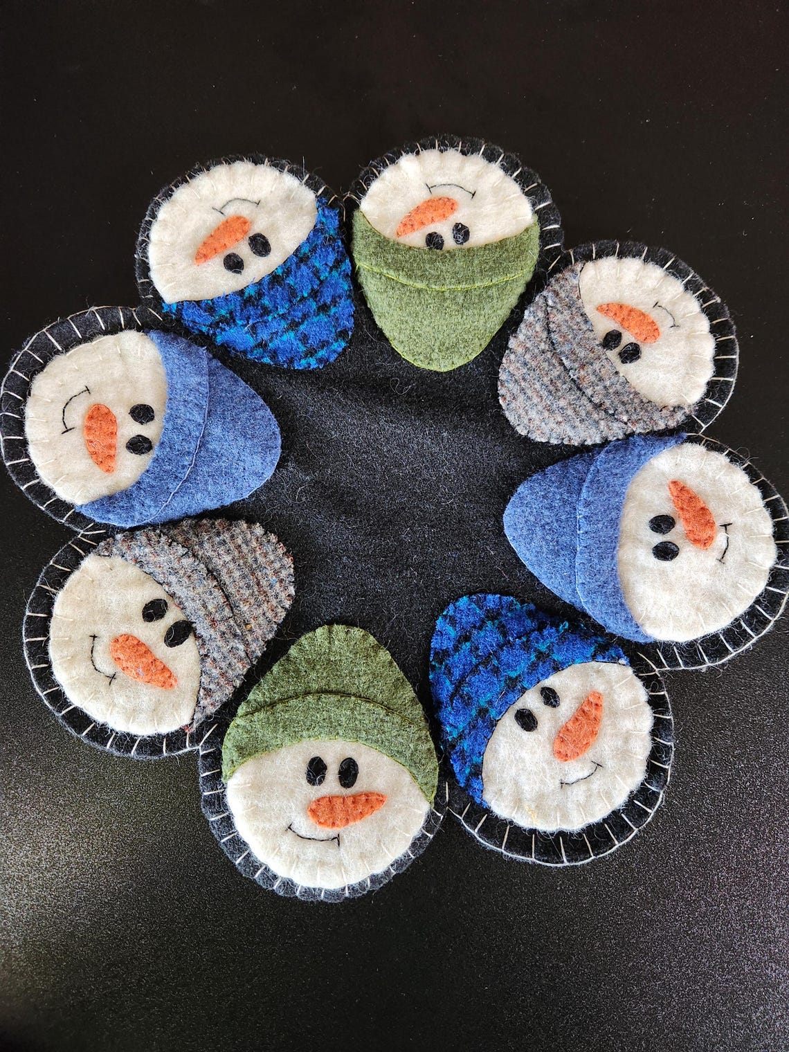 Snowmen Penny Rug/candle Mat - Etsy