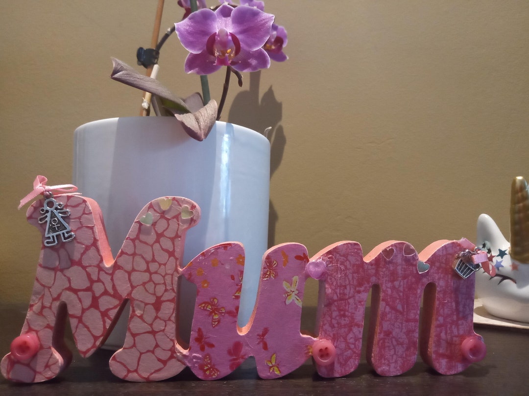 Handcrafted Découpage 'MUM' Lettering - Etsy