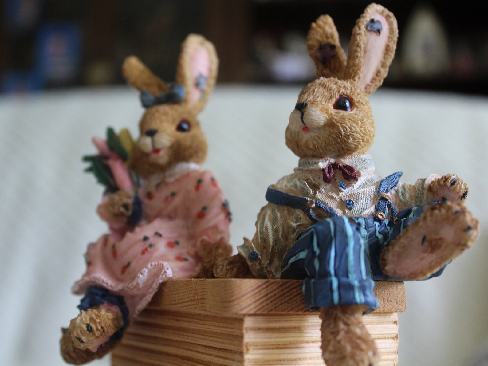Bunny Couple Figurines, Rabbits, Bunnies, Gift, Collectible, Figurine ...