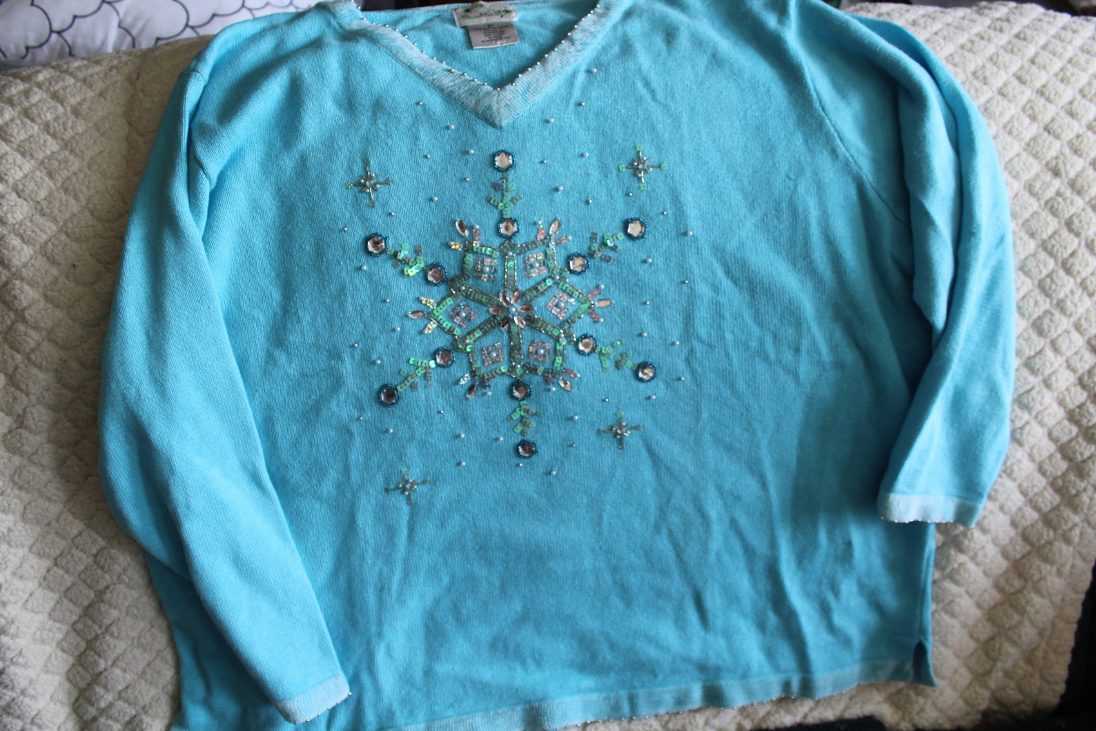 Beautiful Snowflake Sweater, Rhinestone and Embroidered Snowflake ...