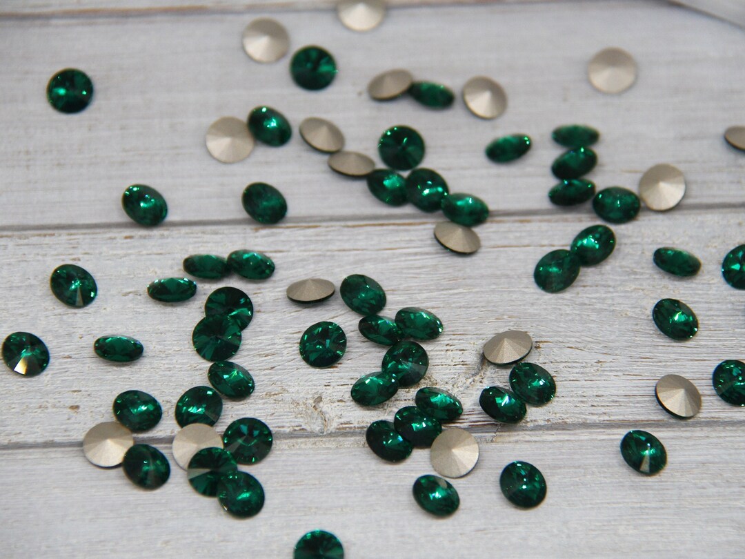 Emerald Preciosa Crystal Rivoli Stone: 8mm SS39 D-foiled Rhinestone - Etsy