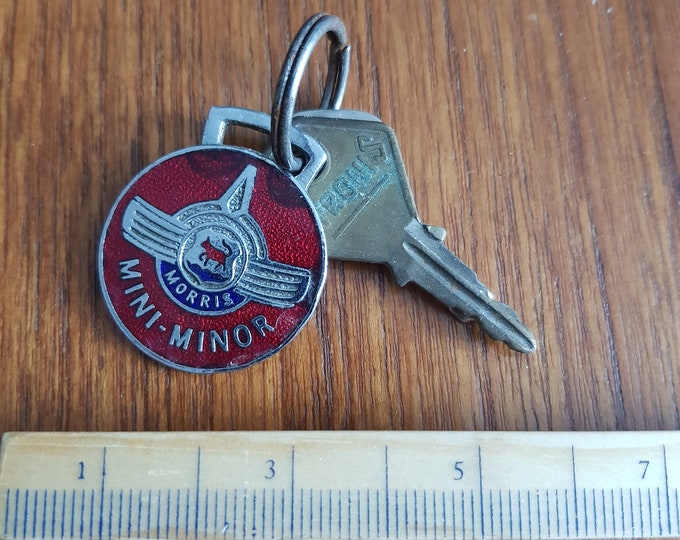 Vintage Morris Minor Key Fob and Keys Car Badge Emblem Keys Retro 1960s ...