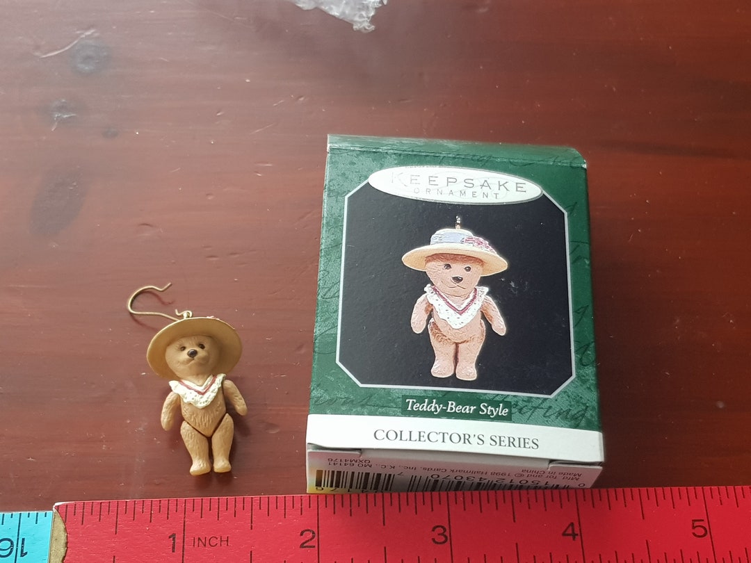 Vintage Kitsch Small Resin Teddy Figure Christmas Tree Decoration ...