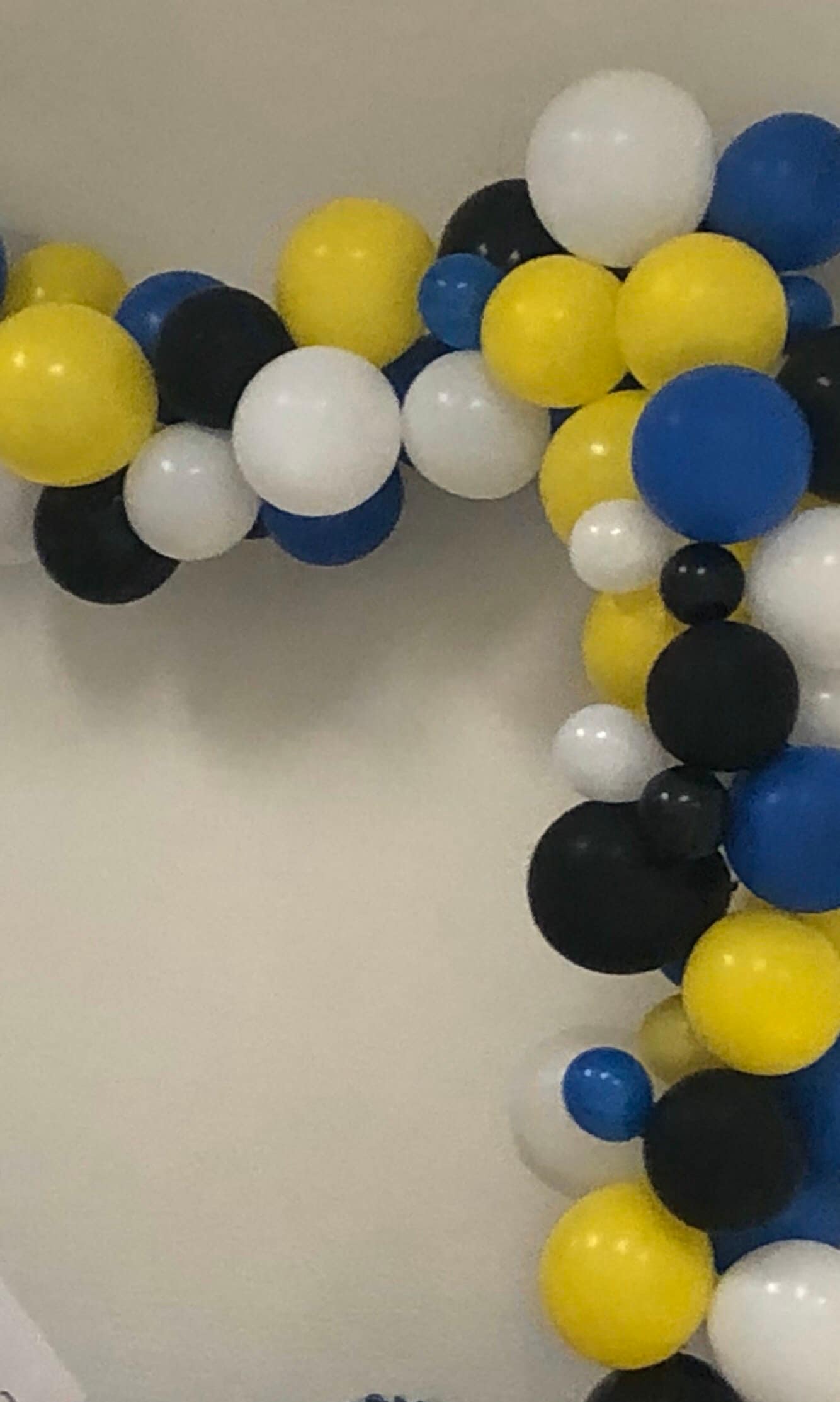 Minions Balloon Garland Kit Minions Theme Party Balloon Column Kit - Etsy