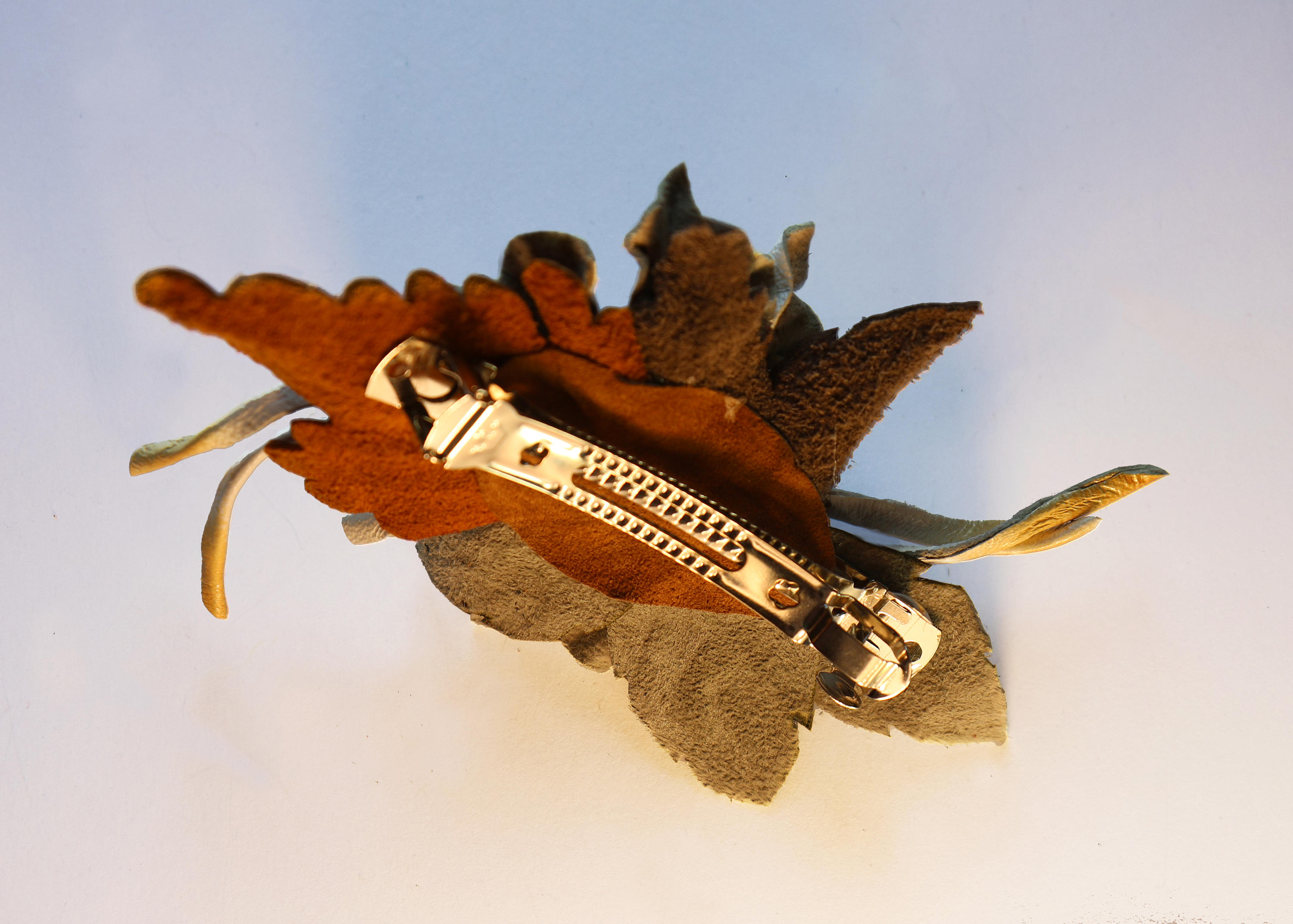 Leather Hairclip With Gold leaves. White luxurious flowers. | Etsy