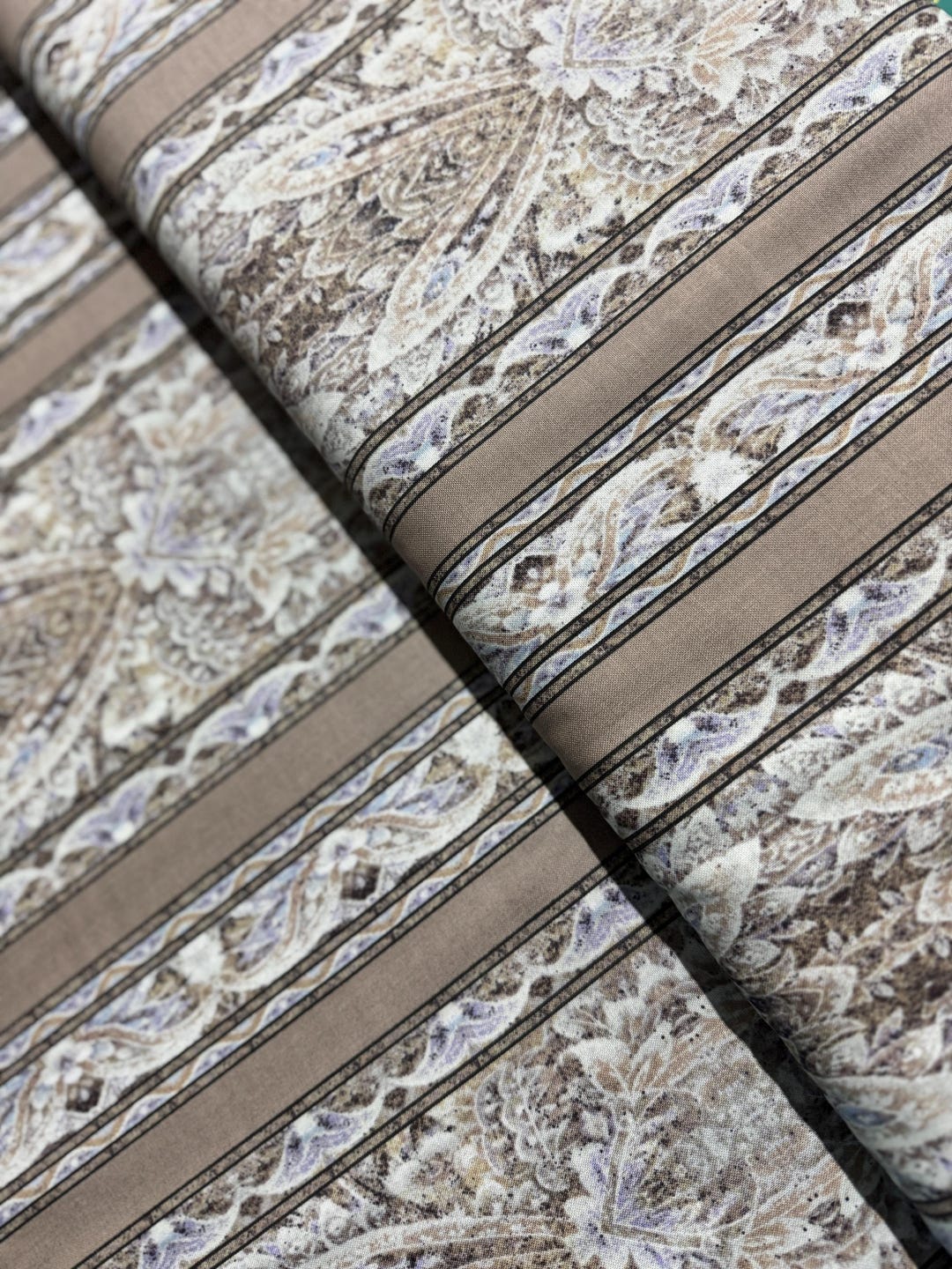 Chelsea Border Cotton Fabric - Frosty Coco by Jinny Beyer - Etsy