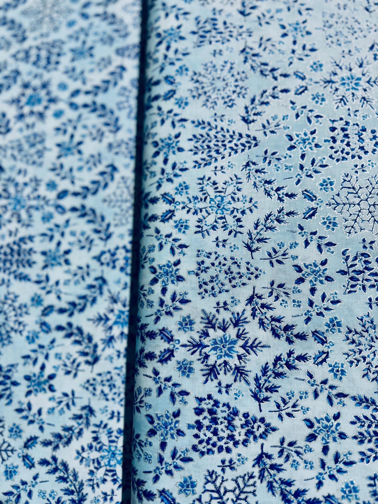 Holiday Flourish-snow Flower - Winter Foliage Sky Silver Fabric ...