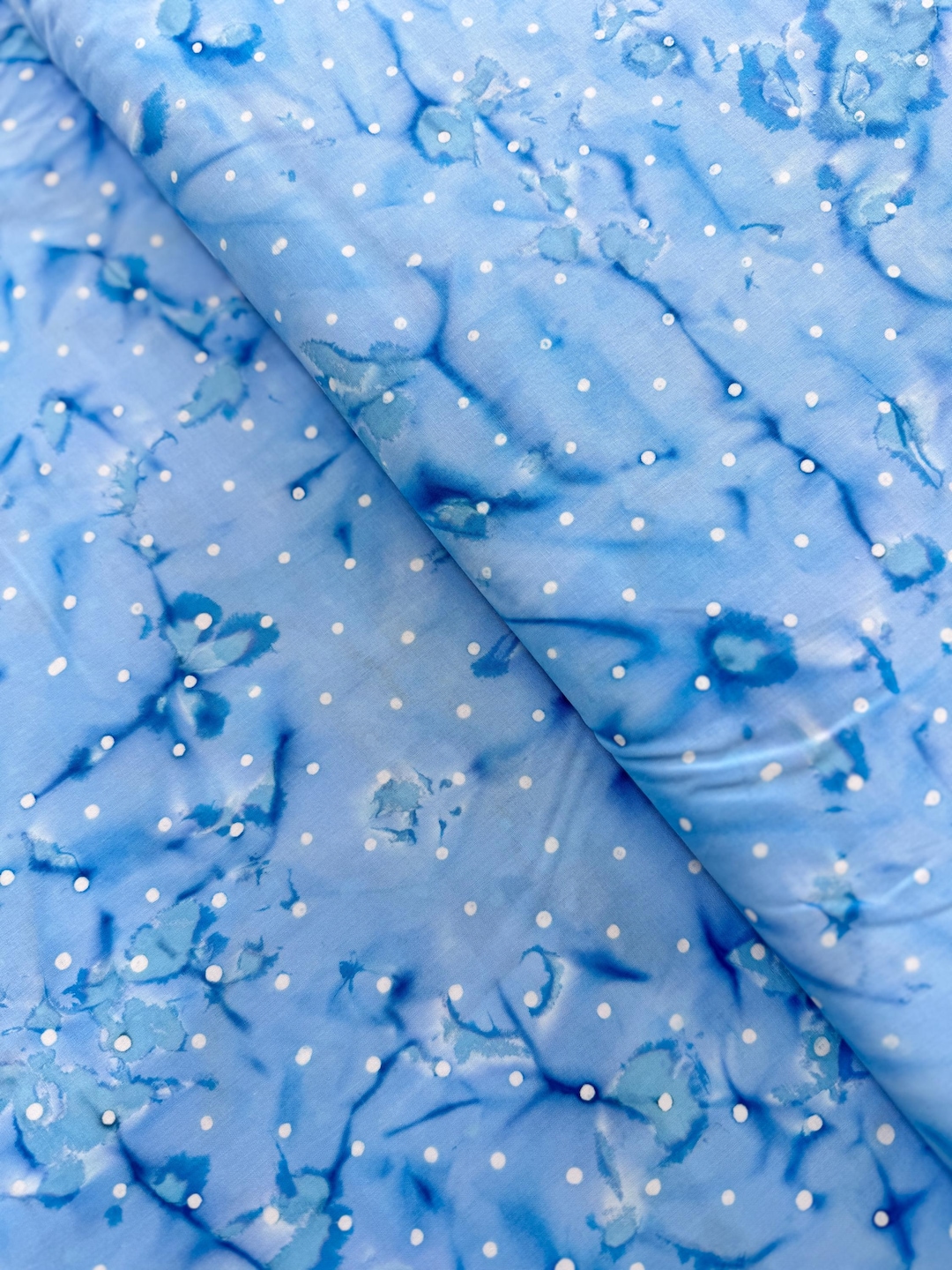 Blossom Batiks - Splash - Pin Dot - Forget-me-not Fabric by Flaurie and ...