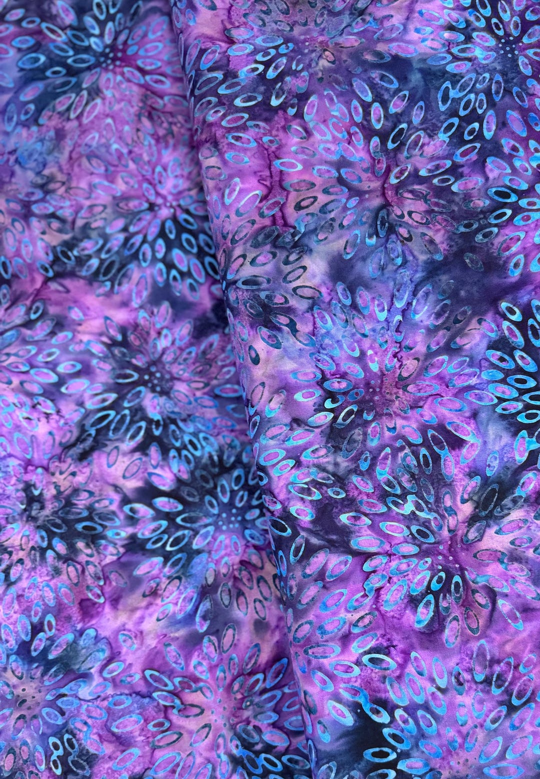 Lotus Batik Fabric: Magenta & Blue Cotton by Jinny Beyer - Etsy