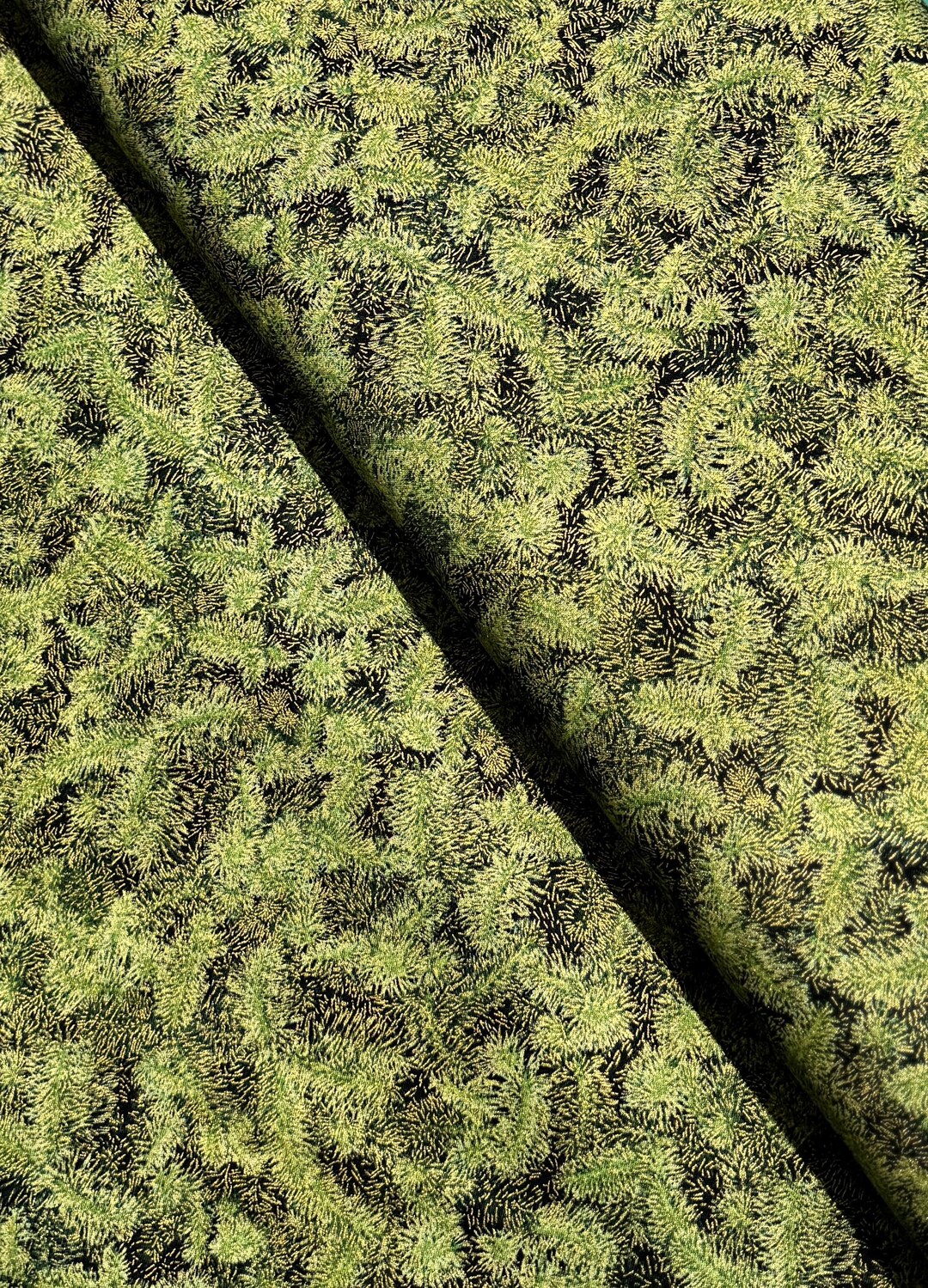 Holiday Flourish-snow Flower - Foliage Pine Gold Fabric - Metallic ...