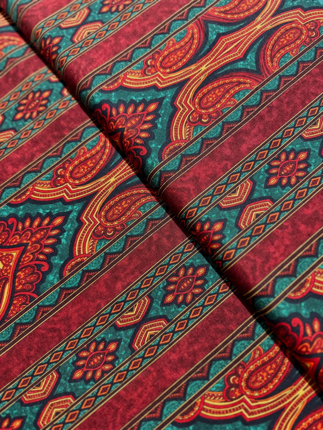 Aruba - Border Red Green Fabric by Jinny Beyer - Cotton Fabric - Etsy