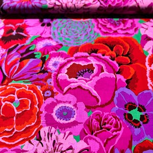 Kaffe Fassett Collective - Bekah Magenta Fabric by Philip Jacobs ...