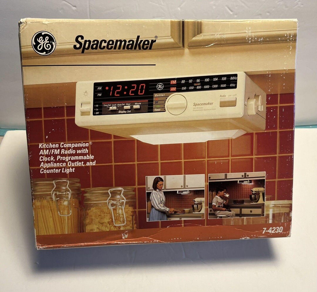 Vintage GE Spacemaker Companion AM FM Clock Radio Under Cabinet Light 7 ...
