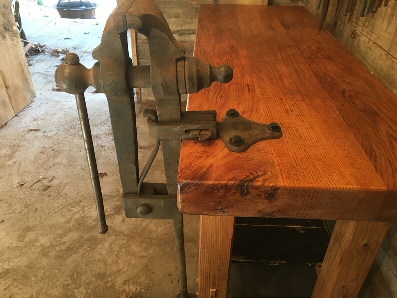 VINTAGE CARPENTER / Blacksmith Workbench - Etsy