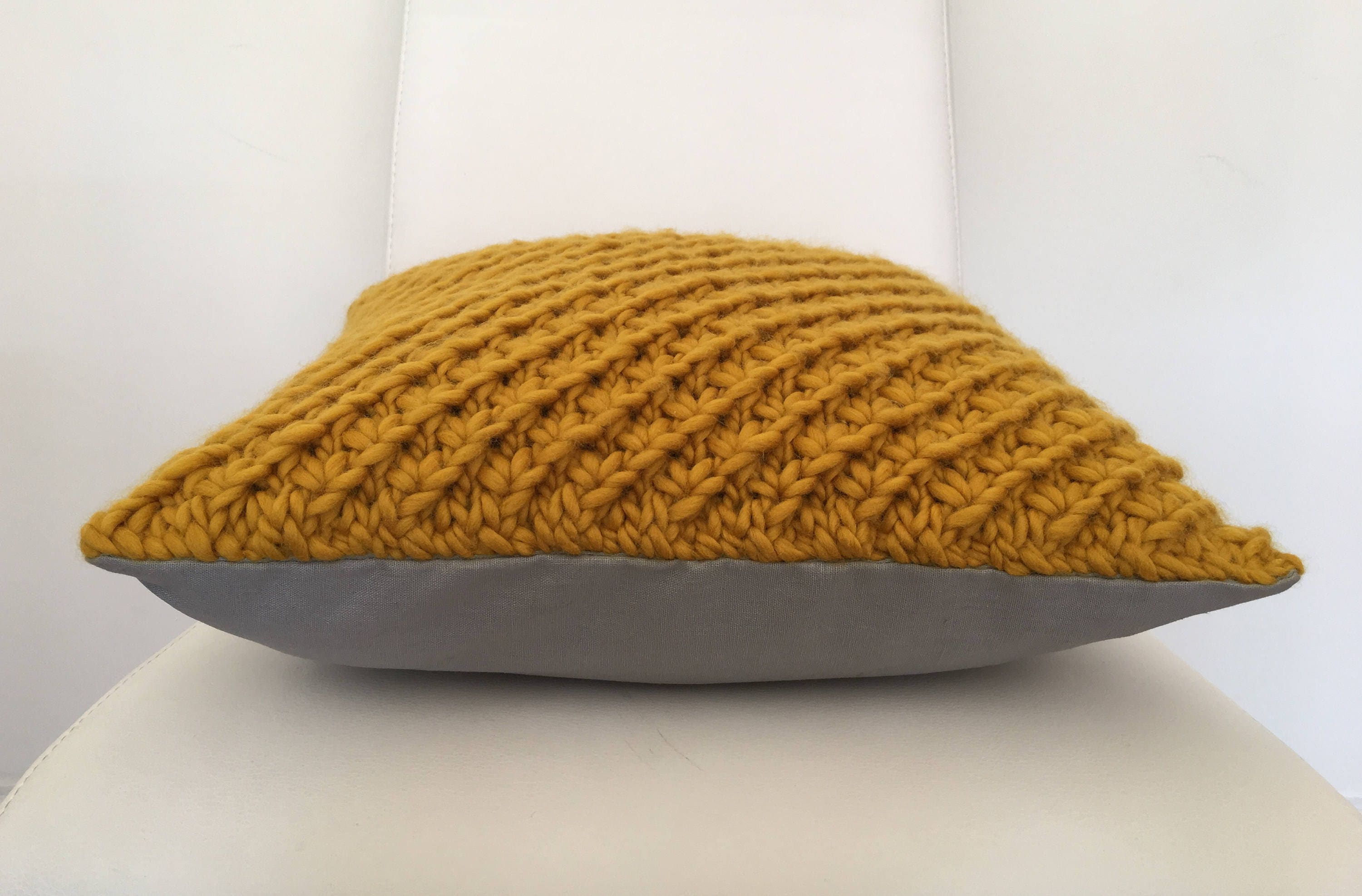 Knitted Cushion Knitting Pattern. Soft Chunky Knit Decorative Pillow ...