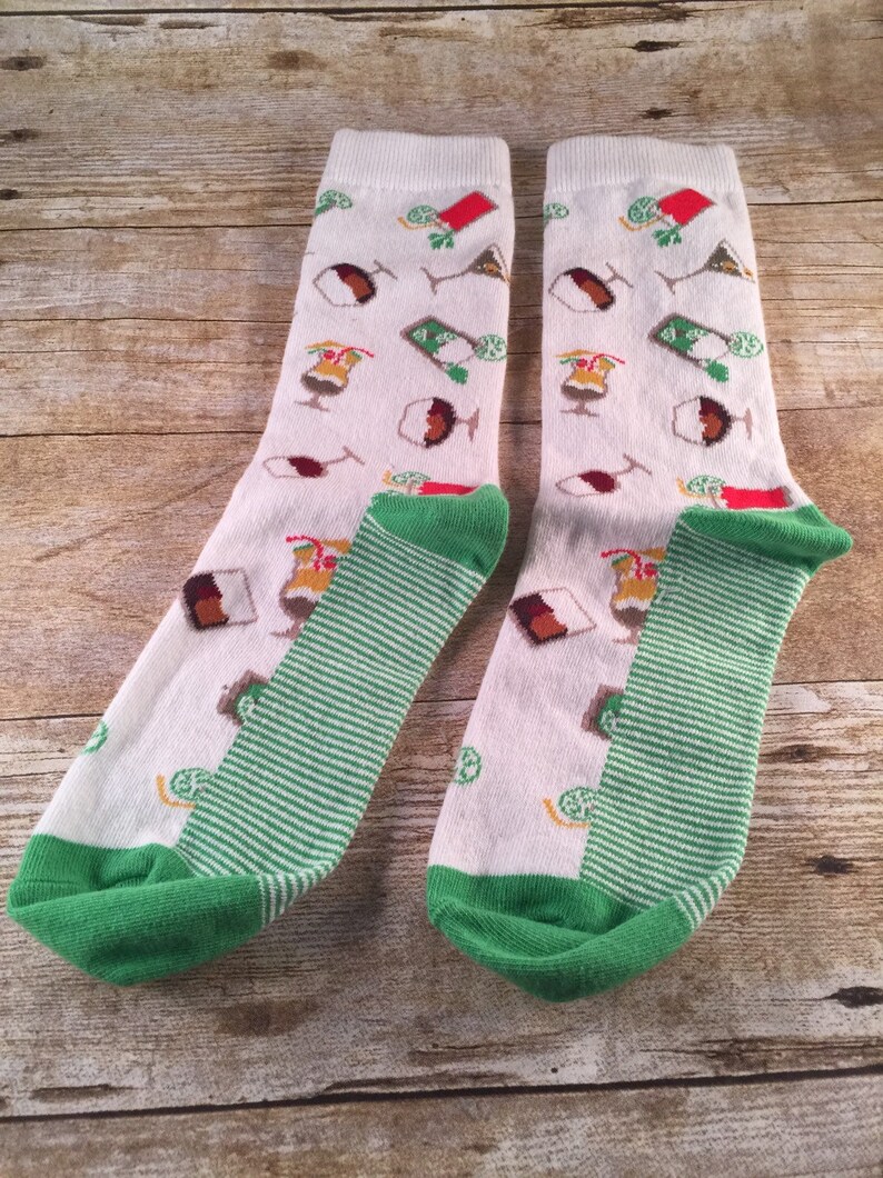 Birthday If You Can Read This Wine Socks Gift for Her Can - Etsy