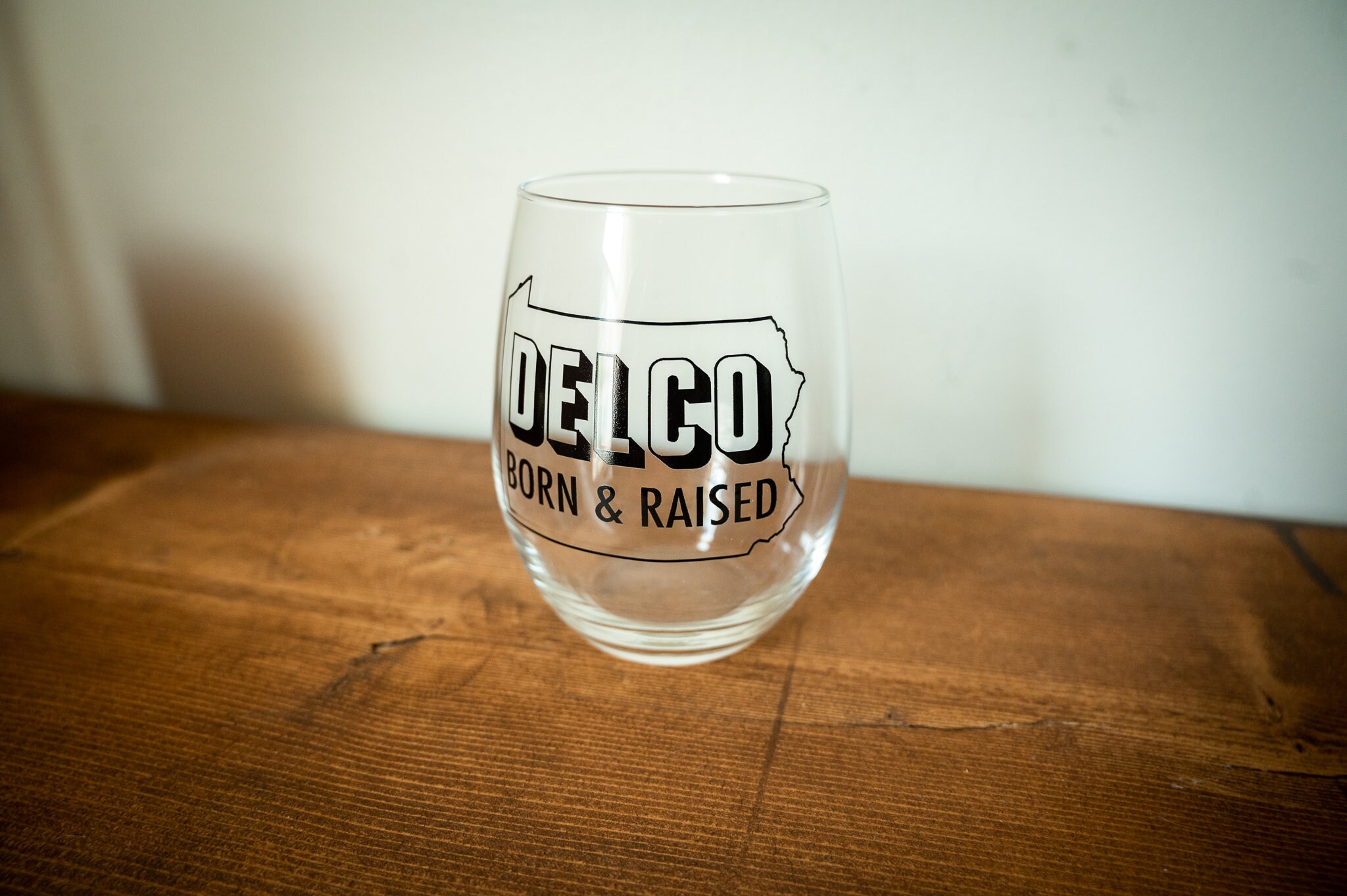 Delco Wine Glass Philadelphia Wine Glass Delaware County - Etsy