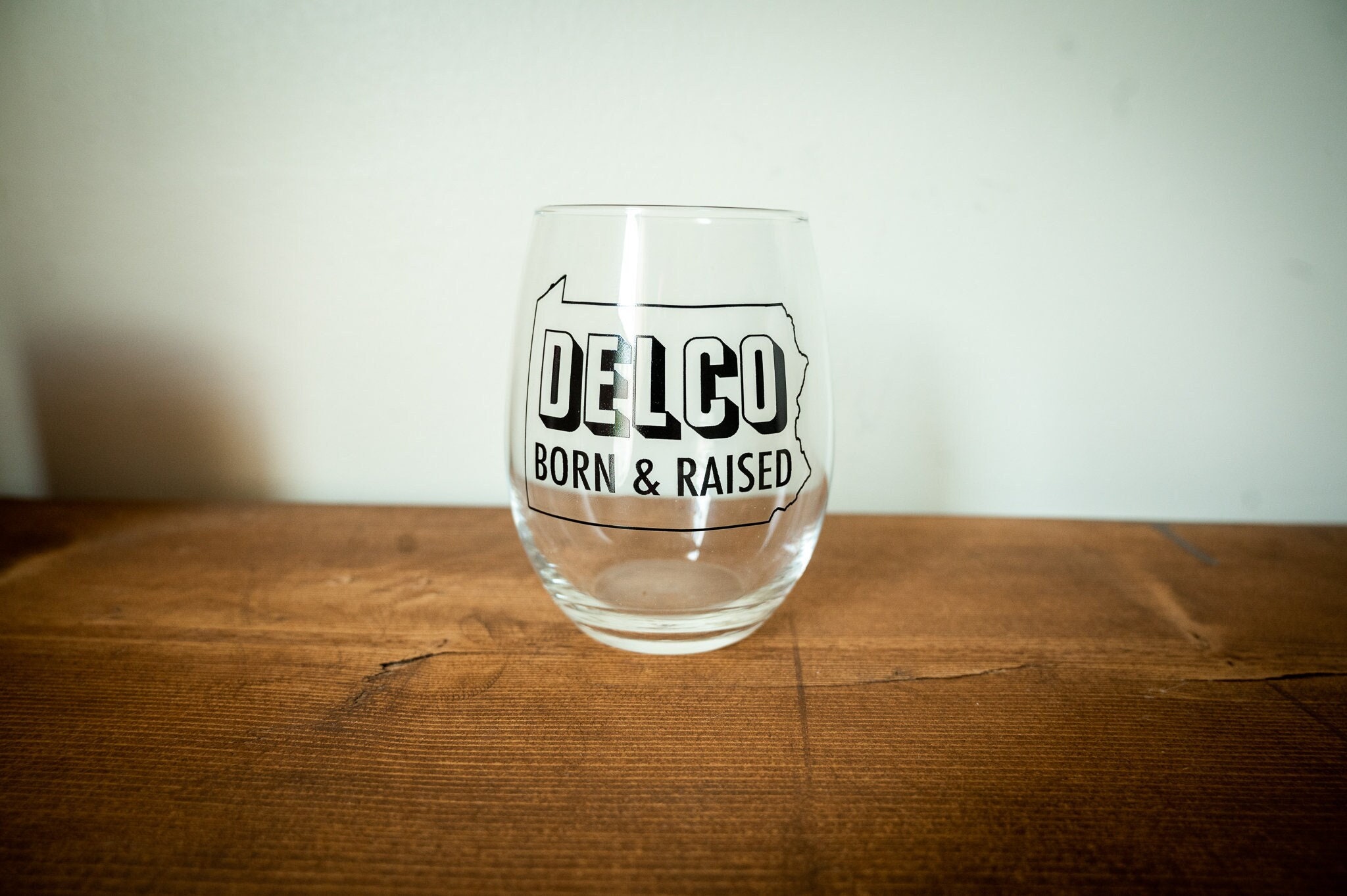 Delco Wine Glass Philadelphia Wine Glass Delaware County - Etsy