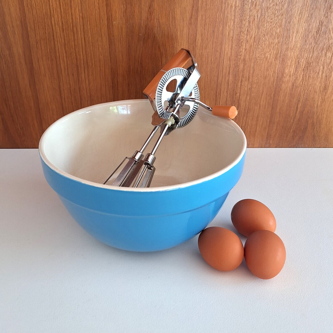 Vintage Rotary Hand Egg Beater / Rotary Egg Beater / Hand Mixer - Etsy