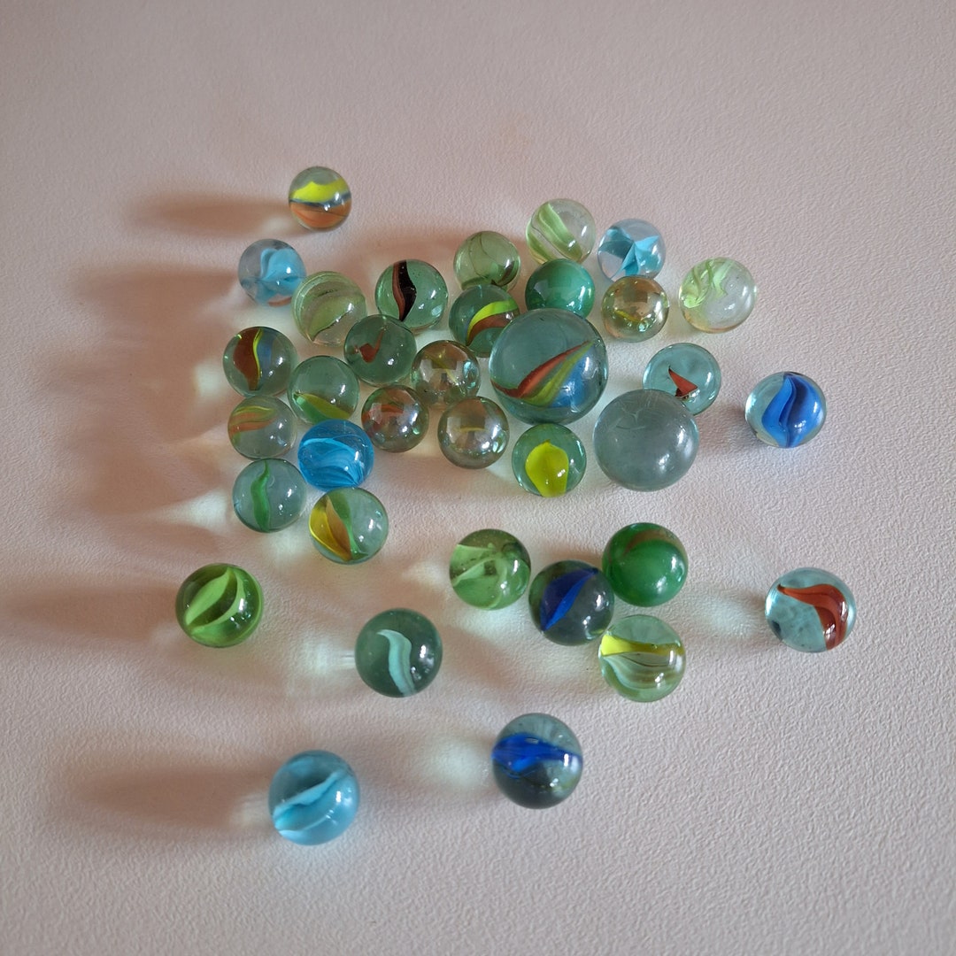 Vintage Cats Eye Glass Marbles: Assorted Colours, Includes Shooter, 35 ...