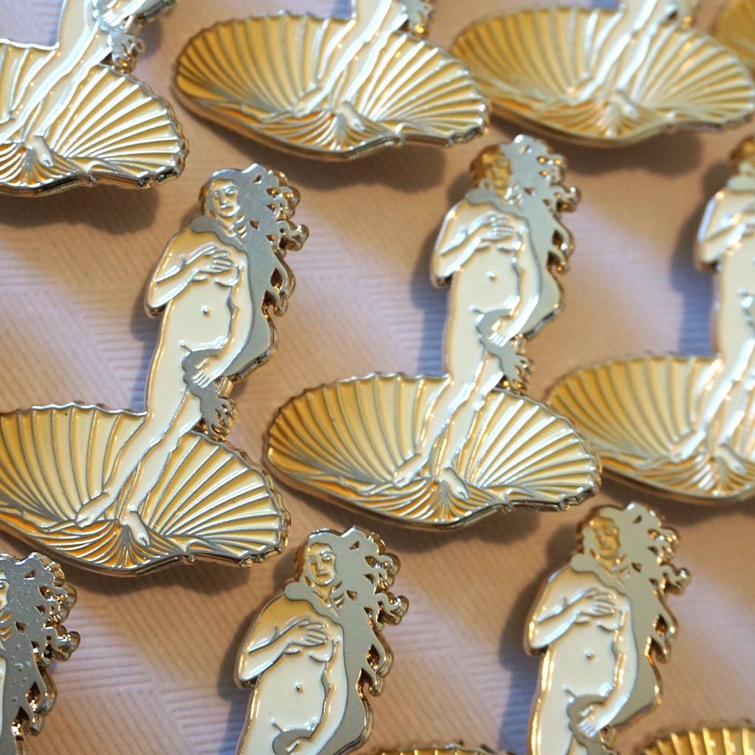 The Birth of Venus Pocket Museum Enamel Pin 43mm | Etsy