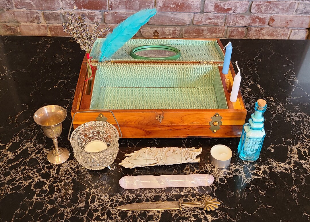 Witches Tools, Altar Box, Spell Box, Vintage Vanity Box - Etsy