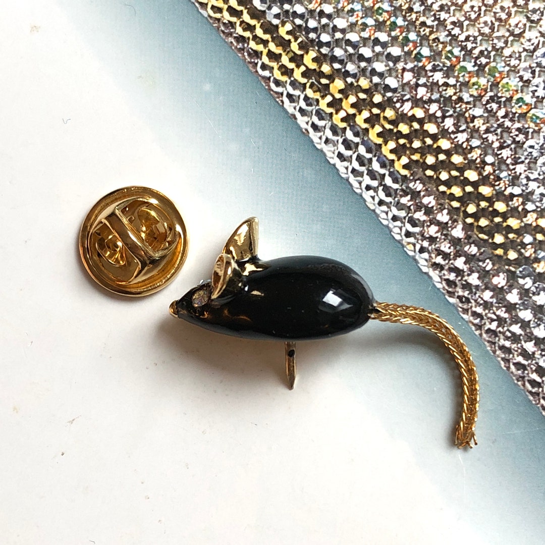 Pin VINTAGE SPHINX Black Mouse - Etsy