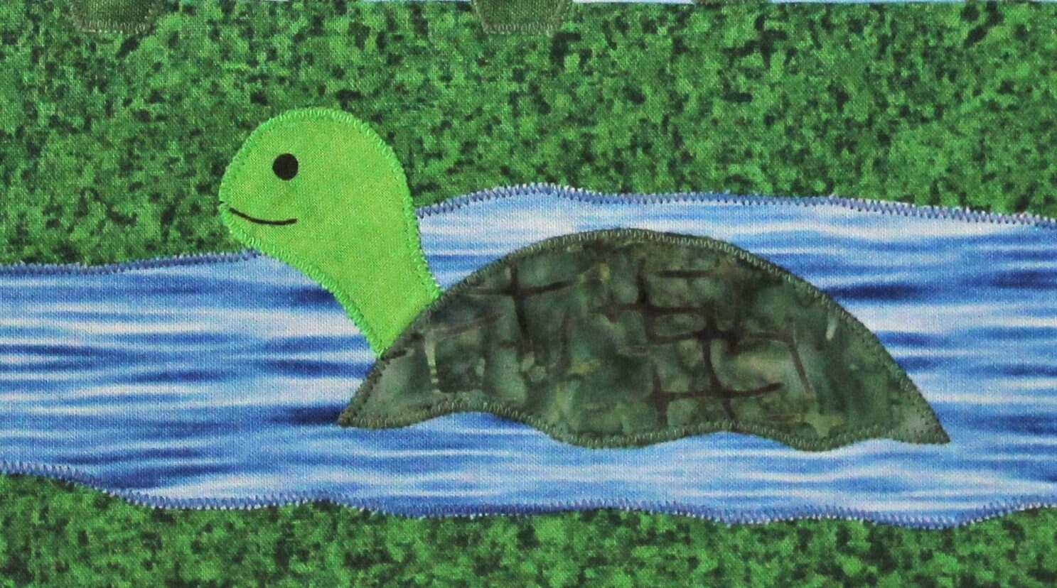 PDF pattern for Garden Friends quilt: features flowers frog | Etsy