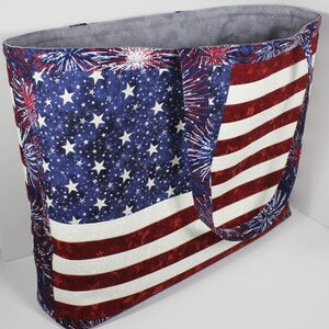 Pattern for Patriotic American Flag Tote Bag With Easy Zipper Pockets ...