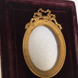 Antique Bronze and Velvet Frame - Etsy